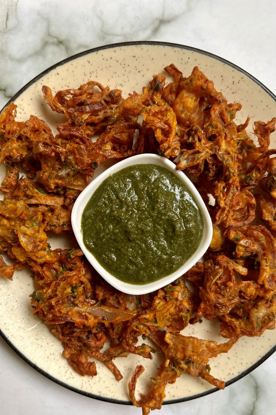 Onion Pakoras - A special pakora recipe for those rainy evenings!